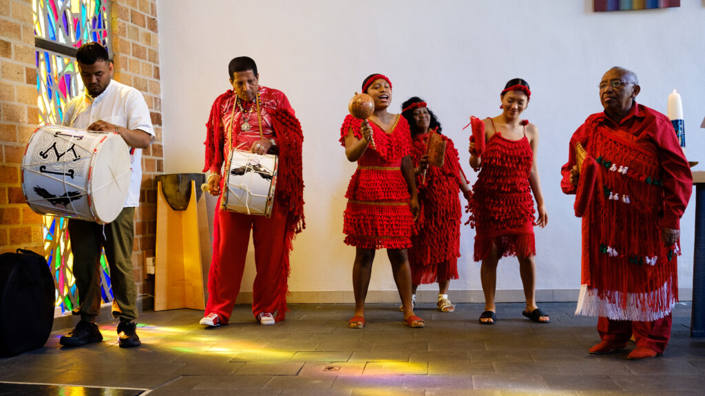 Zomercollege VRSb: Inheemse en afro-Surinaamse rouwrituelen • Academie ...